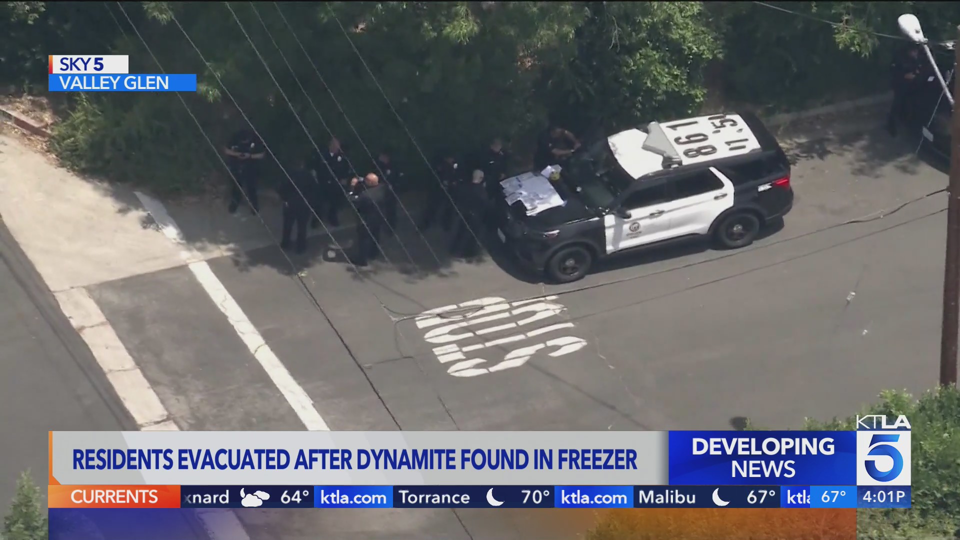 Valley Glen woman finds 20 dynamite sticks inside freezer, prompting ...