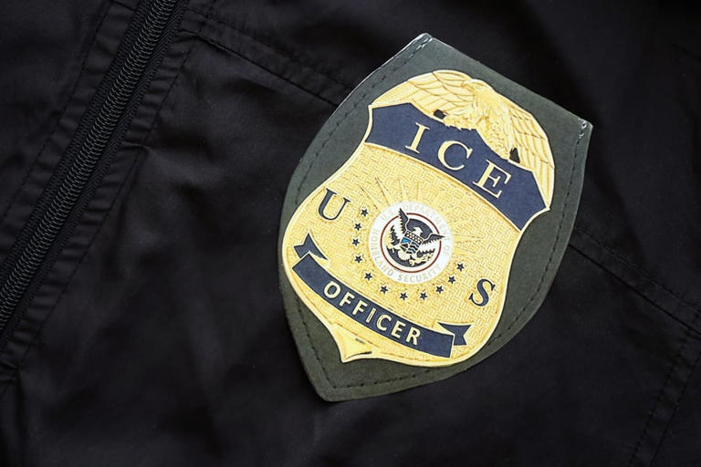 ICE restablecerá capacitación completa para nuevos agentes