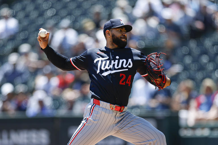 Blue Jays acquire Simeon Woods Richardson from Twins