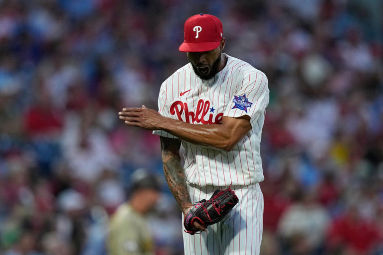 Phillies ace Sánchez's scoreless streak ends at 50 2/3 innings, 3rd ...