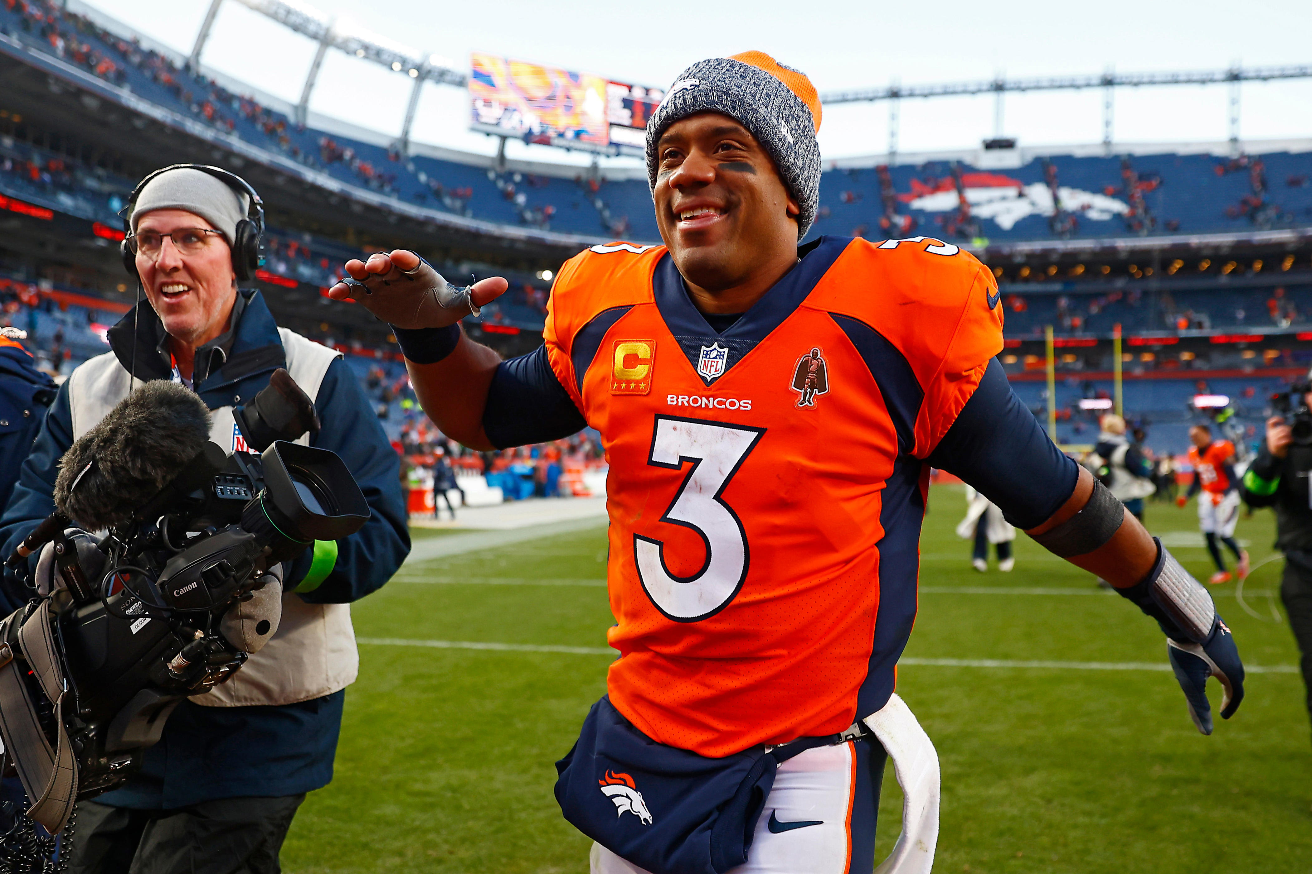 Russell Wilson shares goodbye letter to football after retiring from NFL