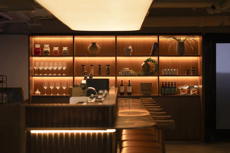 Restoran dengan konsep musim di tengah Hong Kong