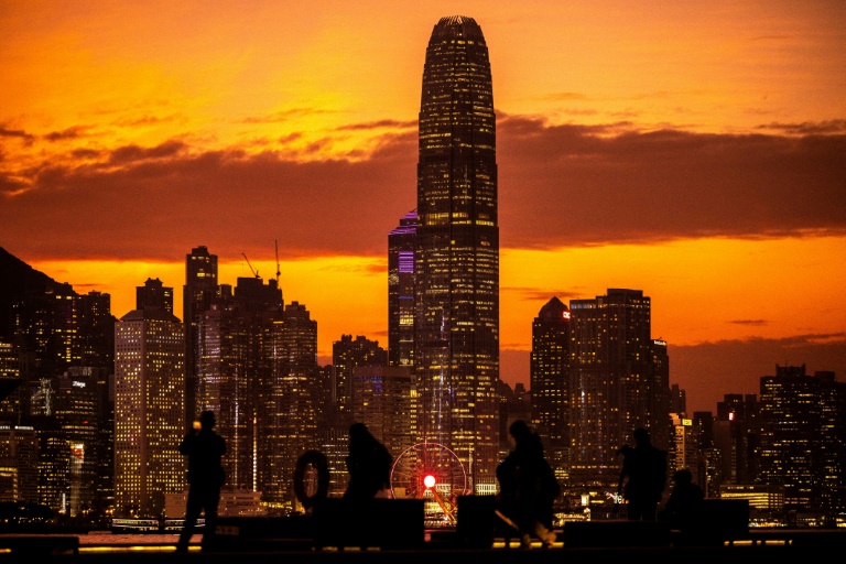 Overtaken by Hong Kong in global wealth management, Swiss keep cool