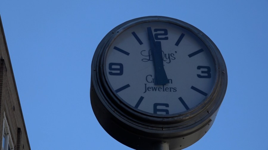 High Street clock given new life thanks to one man’s effort