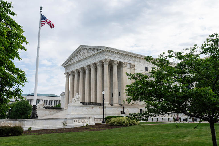 Federal judges say elected officials are eroding confidence in judicial ...