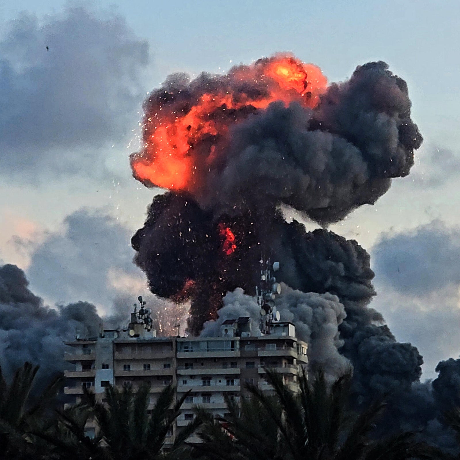 Israel and Lebanon agree to renew ceasefire if Hezbollah cuts off attacks