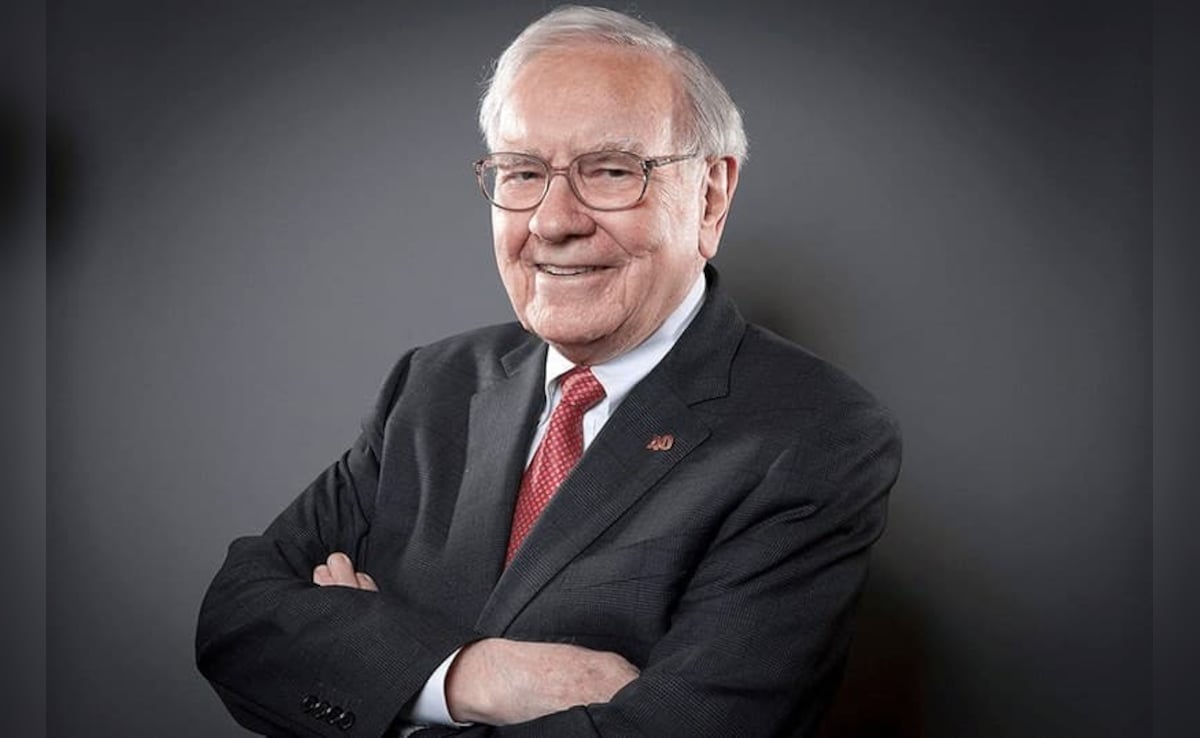 Quote of the day by Warren Buffett: 'The difference between successful ...