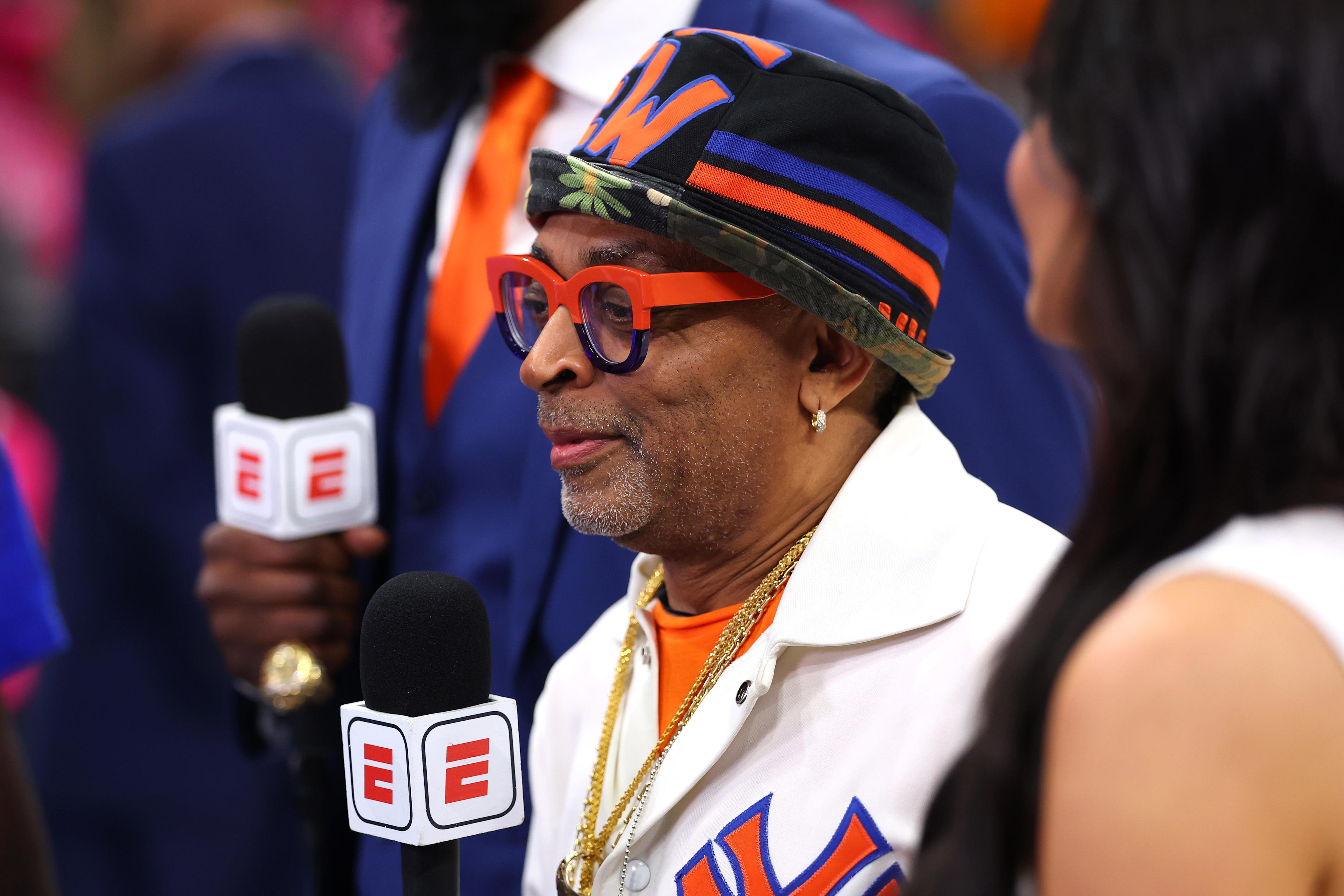 Spike Lee, Ben Stiller among Knicks fans at Game 1 of the NBA Finals