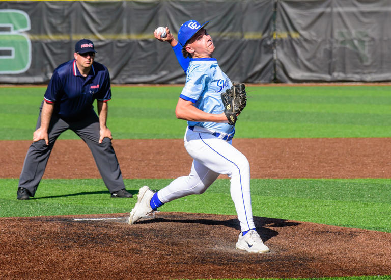 Root canal surgery doesn't slow Novi Detroit Catholic Central pitcher
