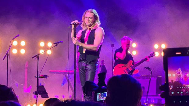 Inside 'The Vampire Lestat' live NYC concert: Glittering tanks, rabid ...