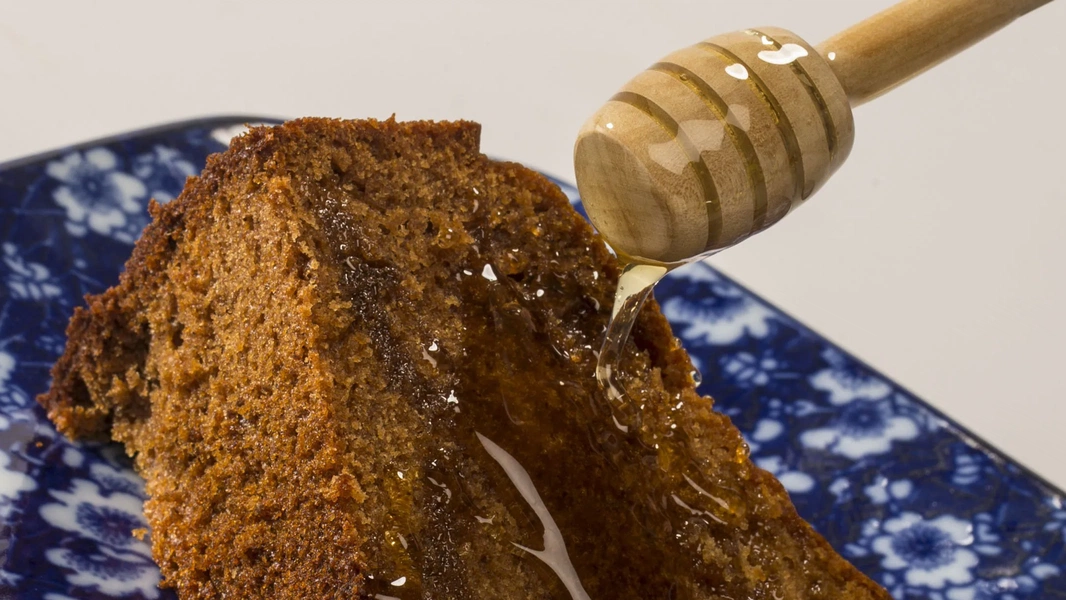 Honey cake secrets bakers swear by