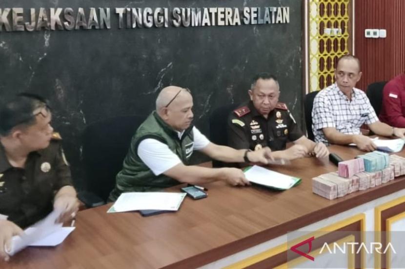 Wakil Bupati PALI ditangkap terkait kasus suap proyek