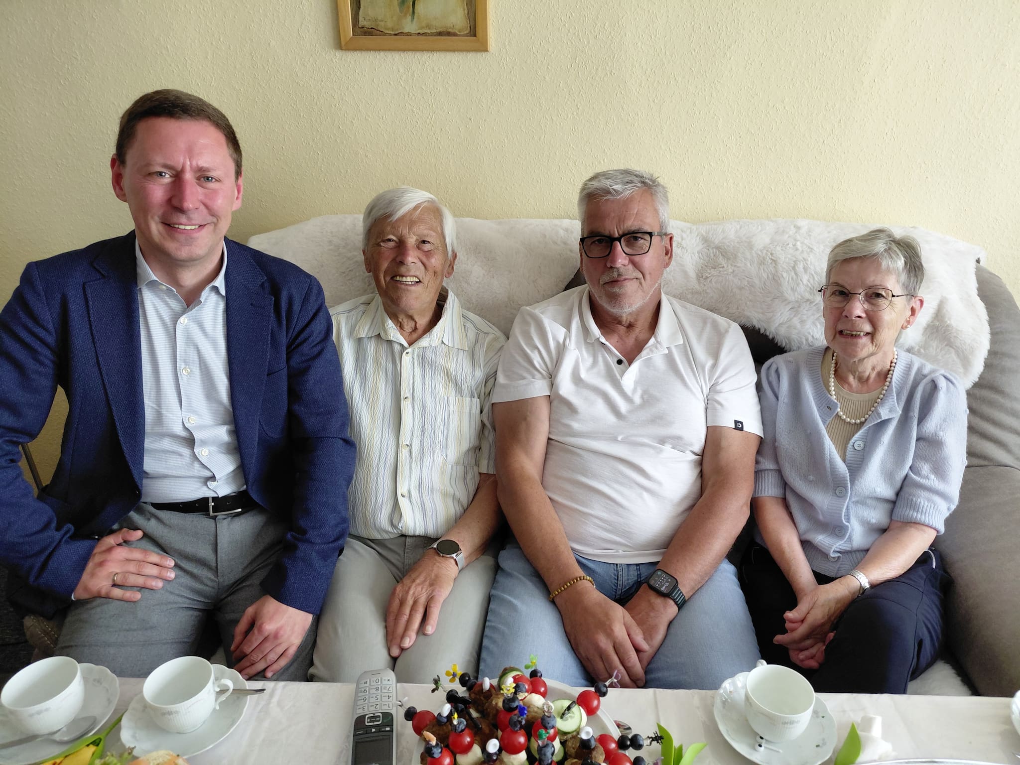 „Ich bin ein Norwegen-Fan“: Karl Rudolf Schulz (90) hat Bombenangriff ...
