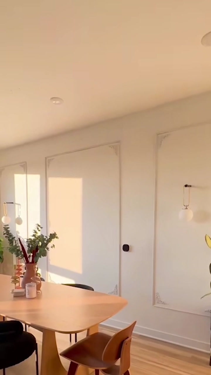 How to install decorative wall moulding
