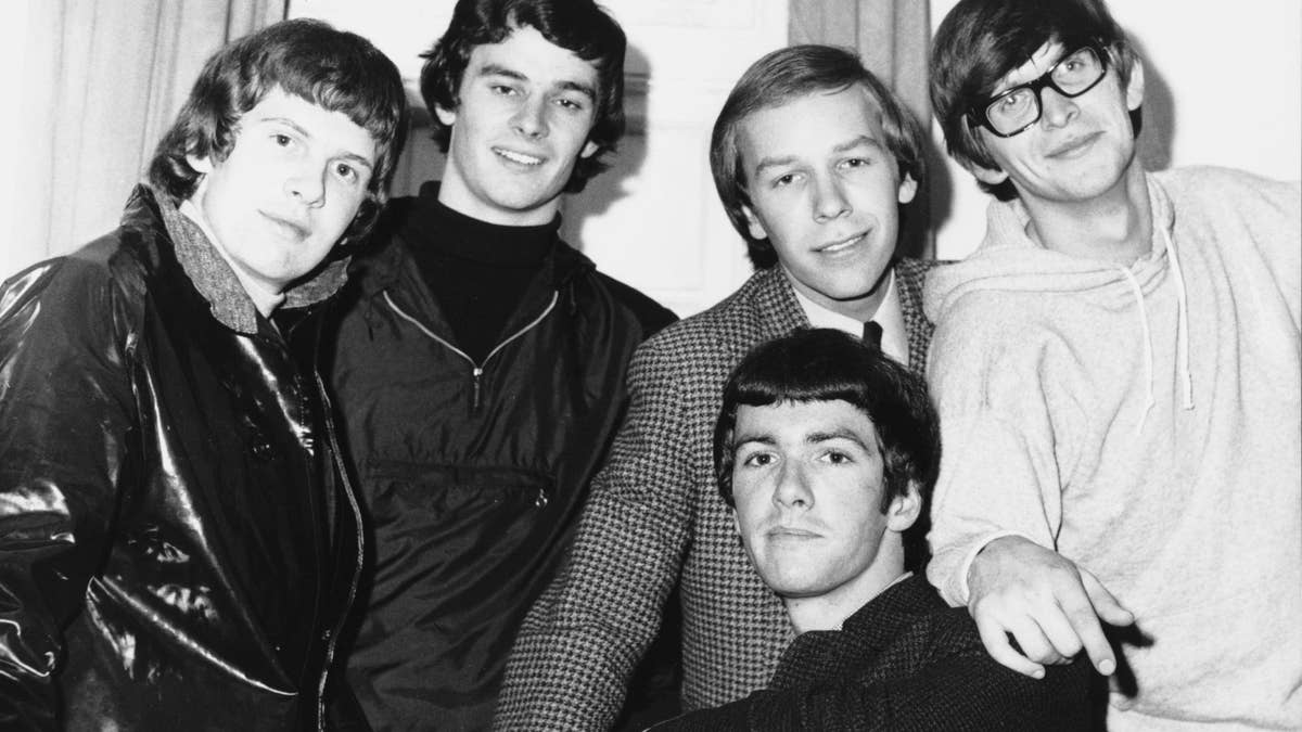 The Zombies celebrate 1 million streams of 'She's Not There' with ...