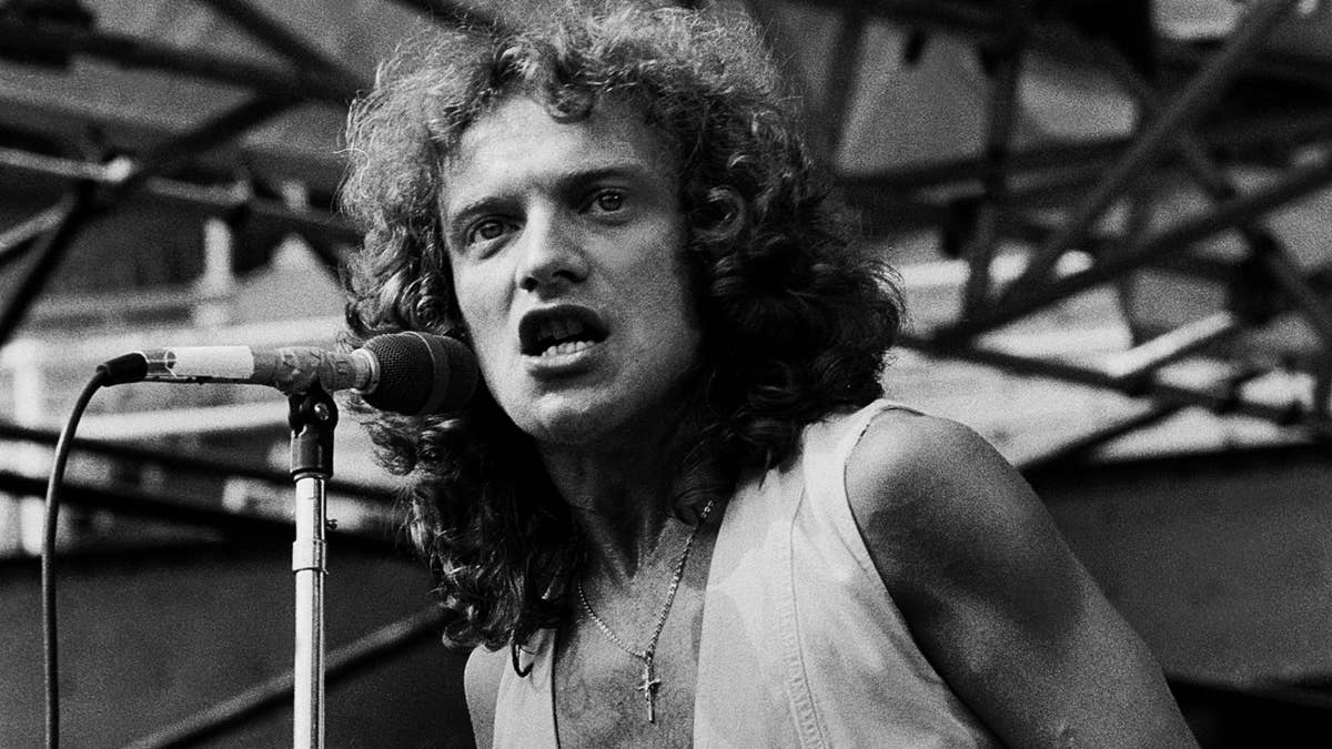 1978 rock classic 'Double Vision' inspired by a hockey game fight