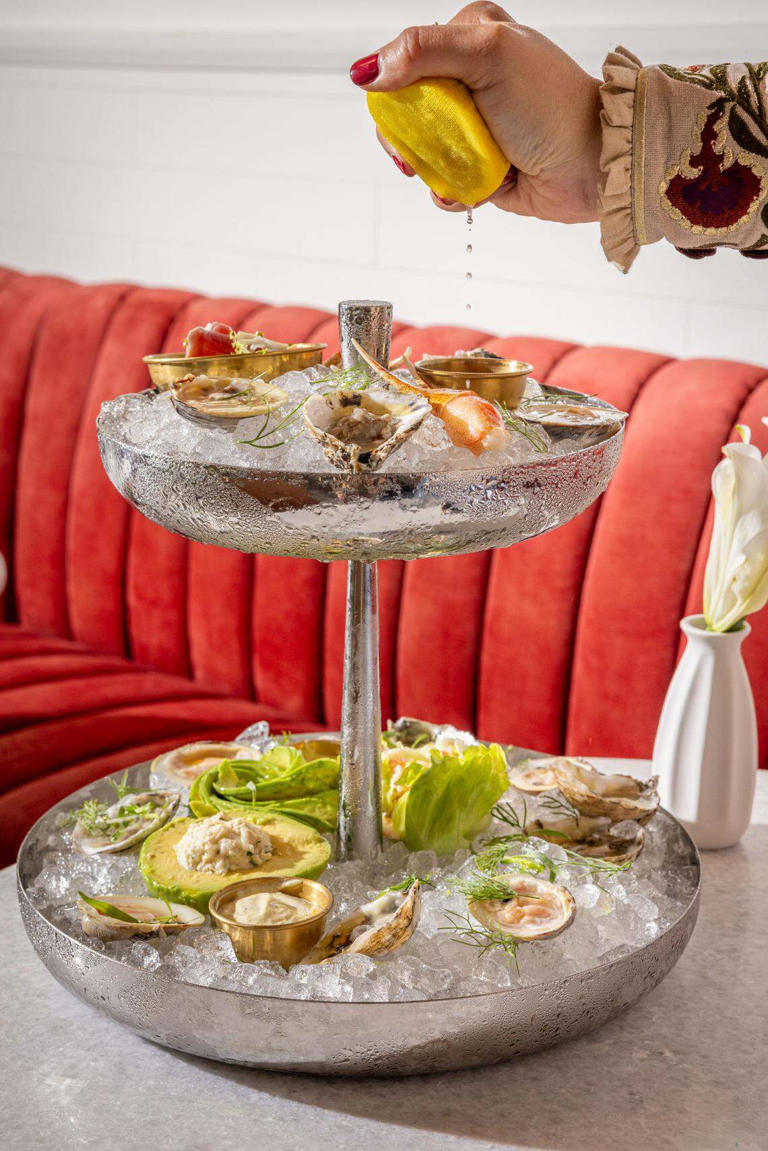 New Chapel Hill oyster bar serves a 'special' burger and some NC classics
