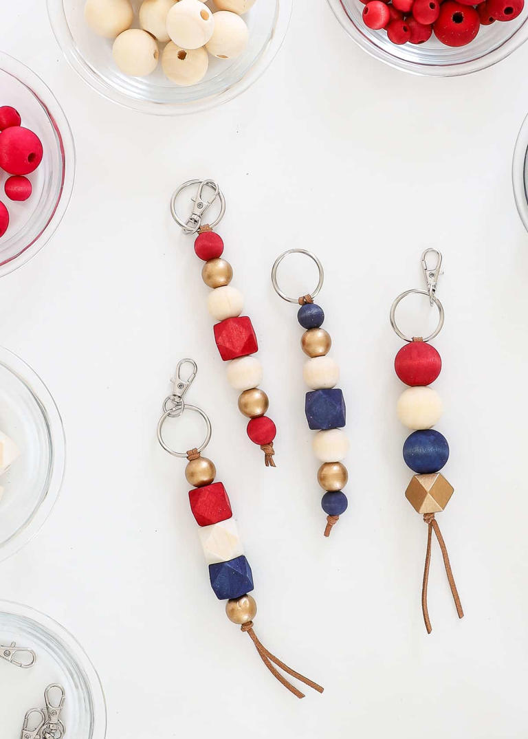 35+ wood bead crafts that go way beyond garlands