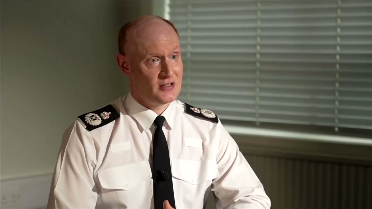 UK police apologize for Henry Nowak's arrest and treatment