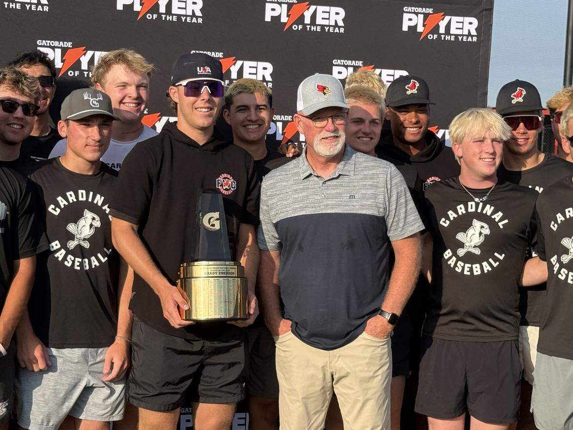 Fort Worth high school baseball star caps career with nation's top honor