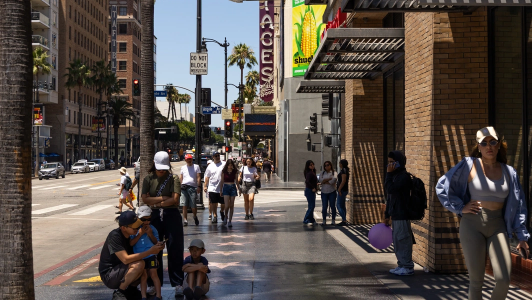 15 overrated tourist spots and better alternatives