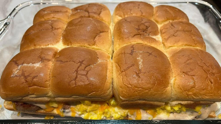 15 simple King's Hawaiian roll sliders to transform your 4th of July ...