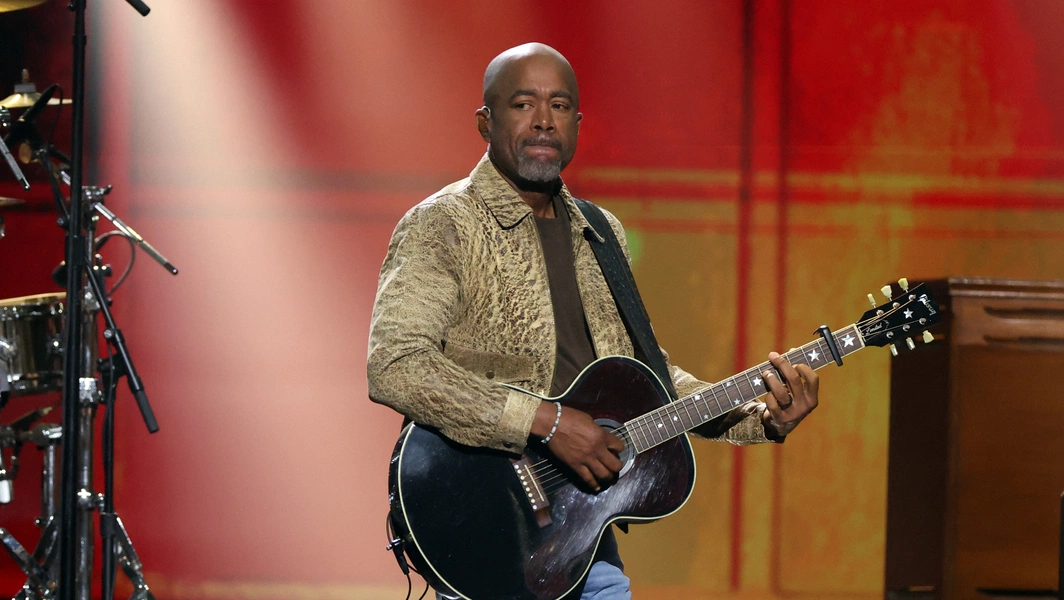 15 one-hit wonders who found new fame
