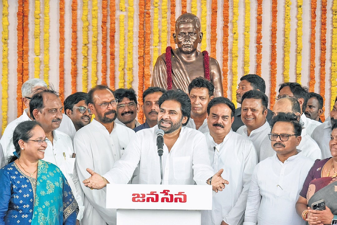 My respect for Telangana will never diminish: DCM Pawan