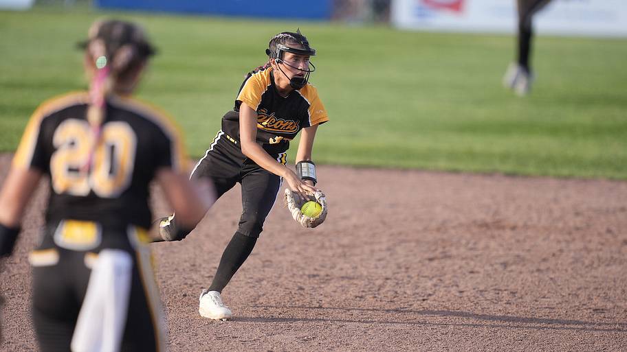 Plenty of shakeup in latest Iowa high school softball class rankings