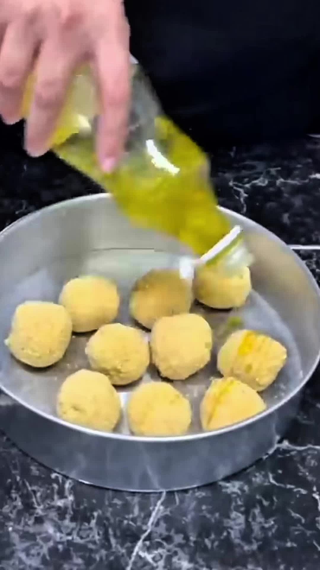 Bolinho saudável de frango com batata na air fryer