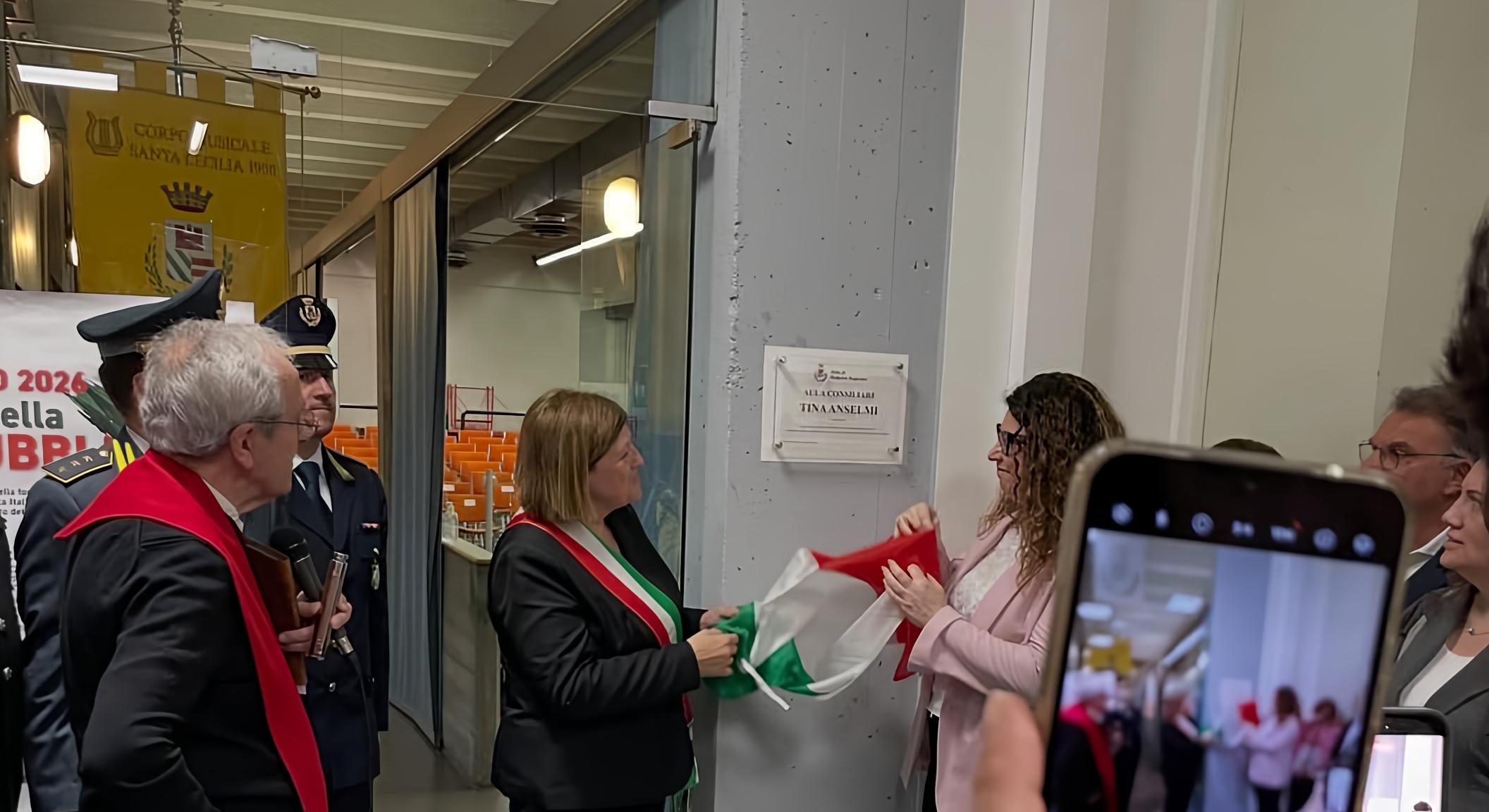 Aula consiliare intitolata a Tina Anselmi