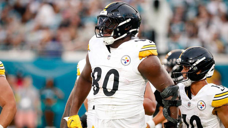 Steelers sign TE Darnell Washington to four-year extension