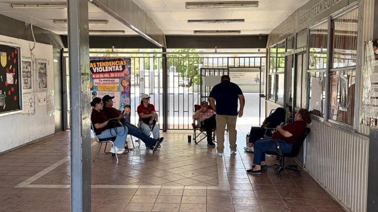 Suman 50 escuelas en paro por manifestaciones del magisterio en Cajeme