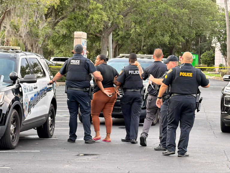 Mom tells cops AC was on, thinks car ran out of gas with child inside