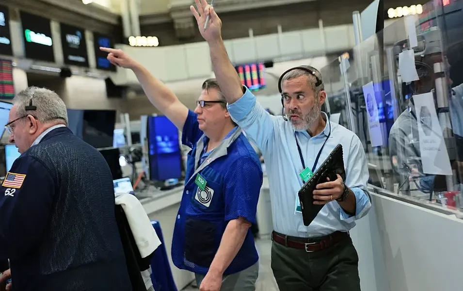 Dow falls 1.2% as Iran tensions outweigh strong jobs data