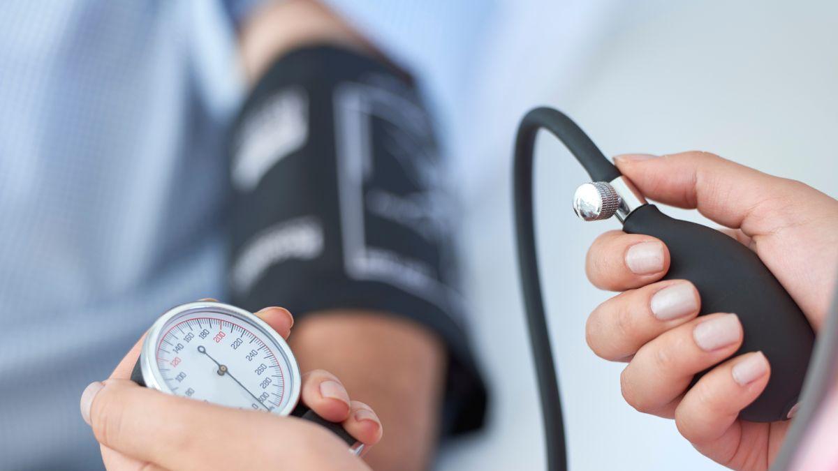 Obesidad y menopausia elevan el riesgo cardiovascular en mujeres ...