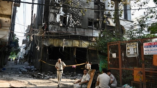 Delhi Malviya Nagar fire highlights: Hunt on for manager who ran BNB ...