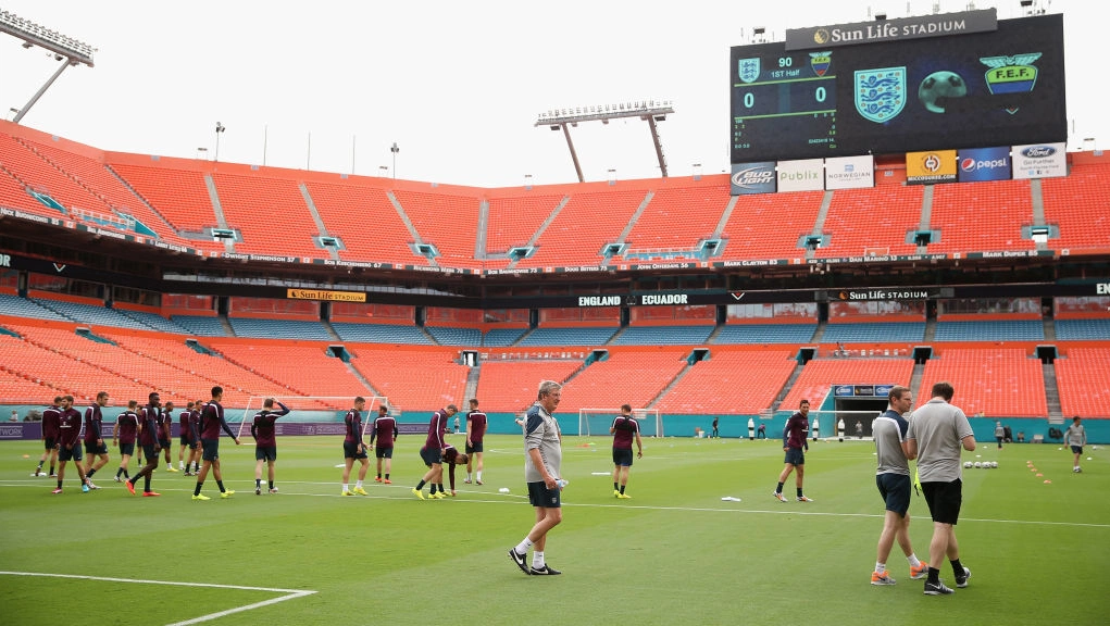England training camp blends rivalry, leadership and heat challenge