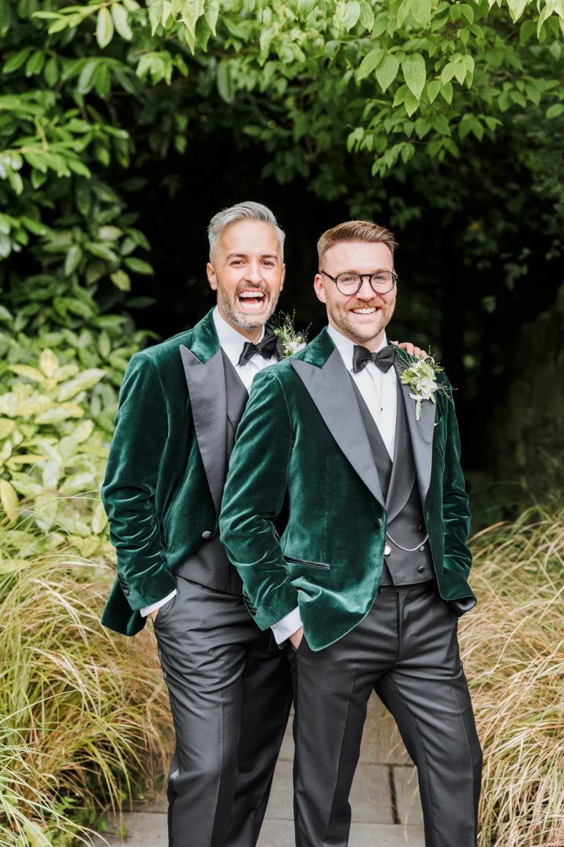 Outfits Ideas and Styling Tips to Nail Your Same Sex Wedding Looks