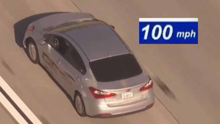 Live: High-speed car chase underway along 10 Freeway in Los Angeles County