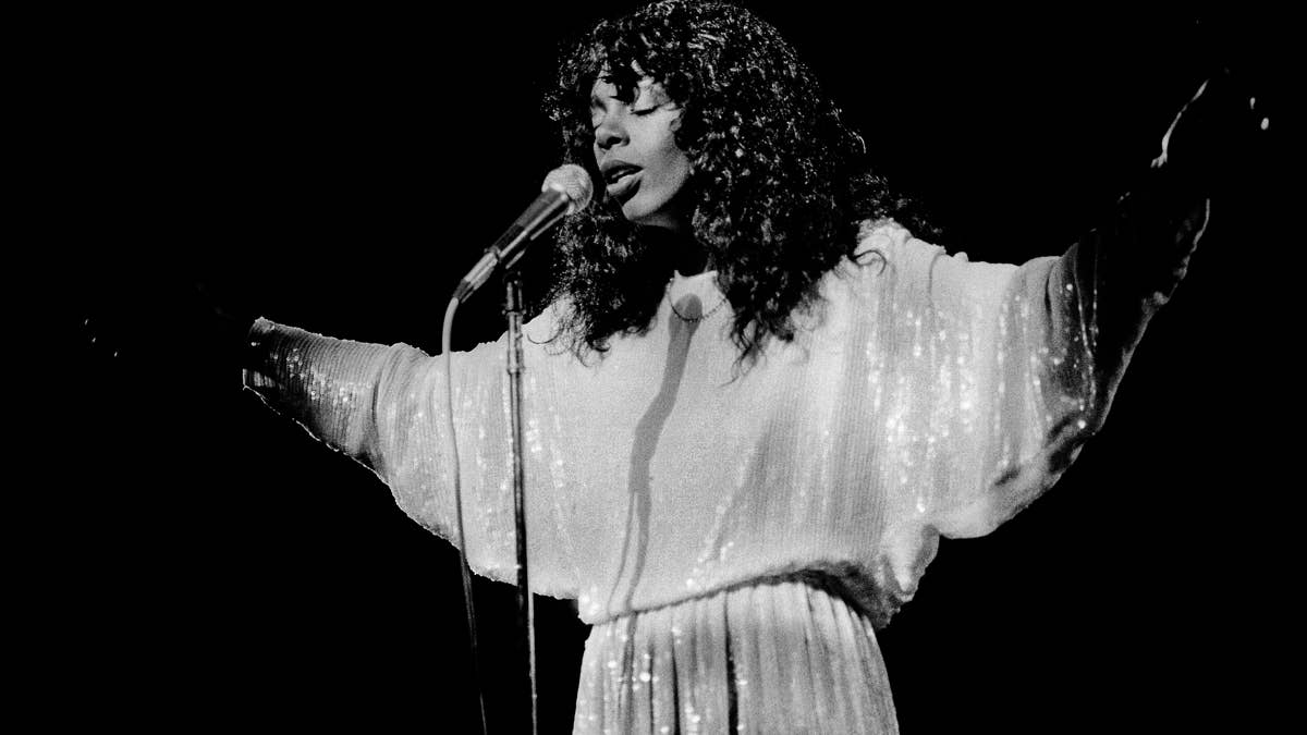 How Donna Summer's bathroom encounter inspired the iconic anthem 'She ...