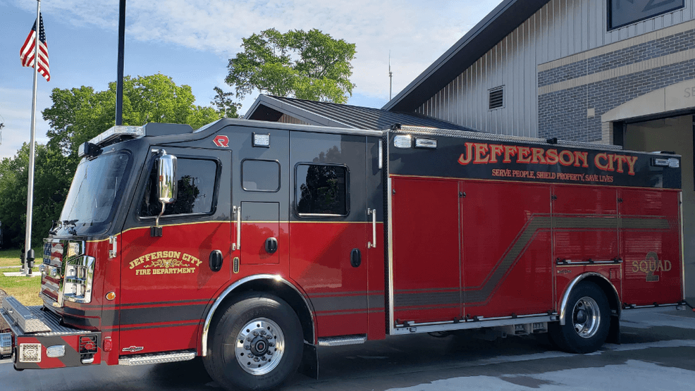 Seven people displaced, two cats rescued from structure fire