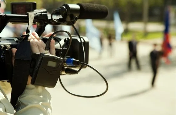 Princeton bans reporters from recording, taking photos at faculty meetings