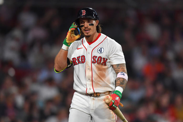 Abreu has a two-run homer and 3 RBIs, Tolle pitches 6 scoreless innings ...