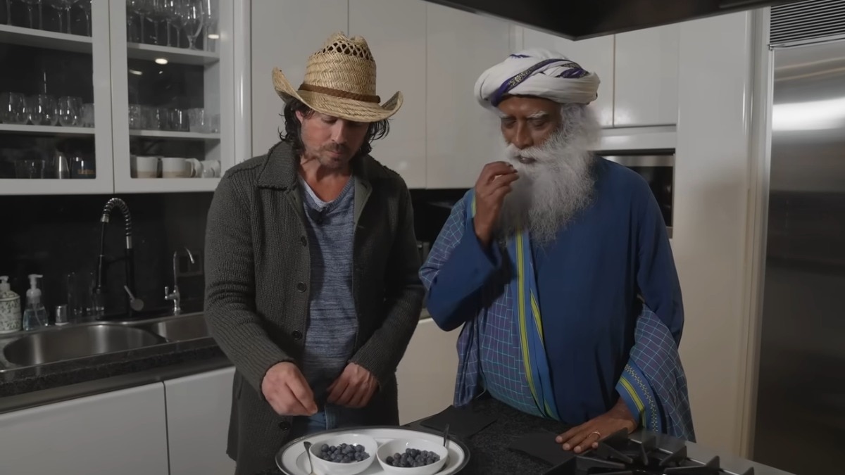 Sadhguru's taste test with The Vampire Diaries' Ian Somerhalder leaves ...