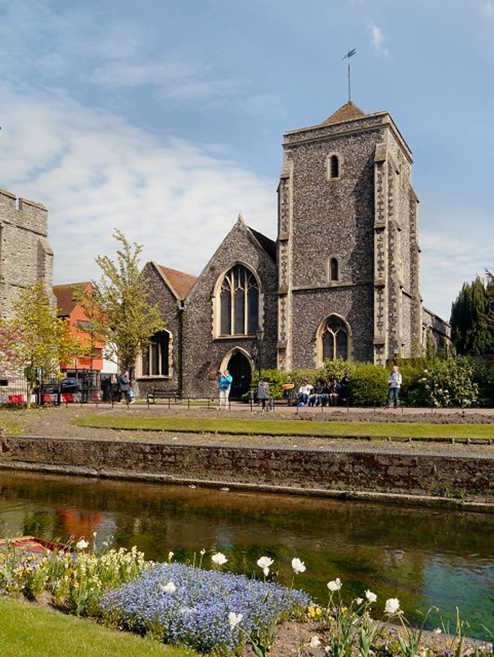 Kent residents 'forced' to spend thousands buying grass verges amid ...