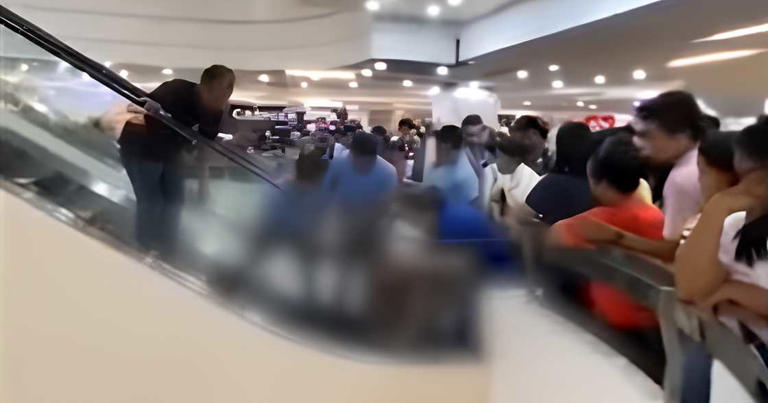 Kamay ng batang lalaki, naipit sa escalator ng mall