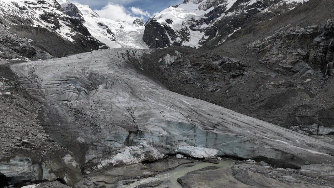 Earth’s irreversible climate tipping points
