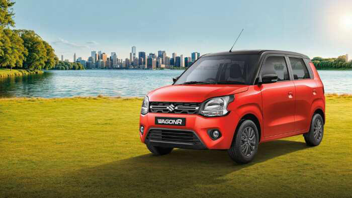 Maruti Suzuki debuts its first E100 flex-fuel car