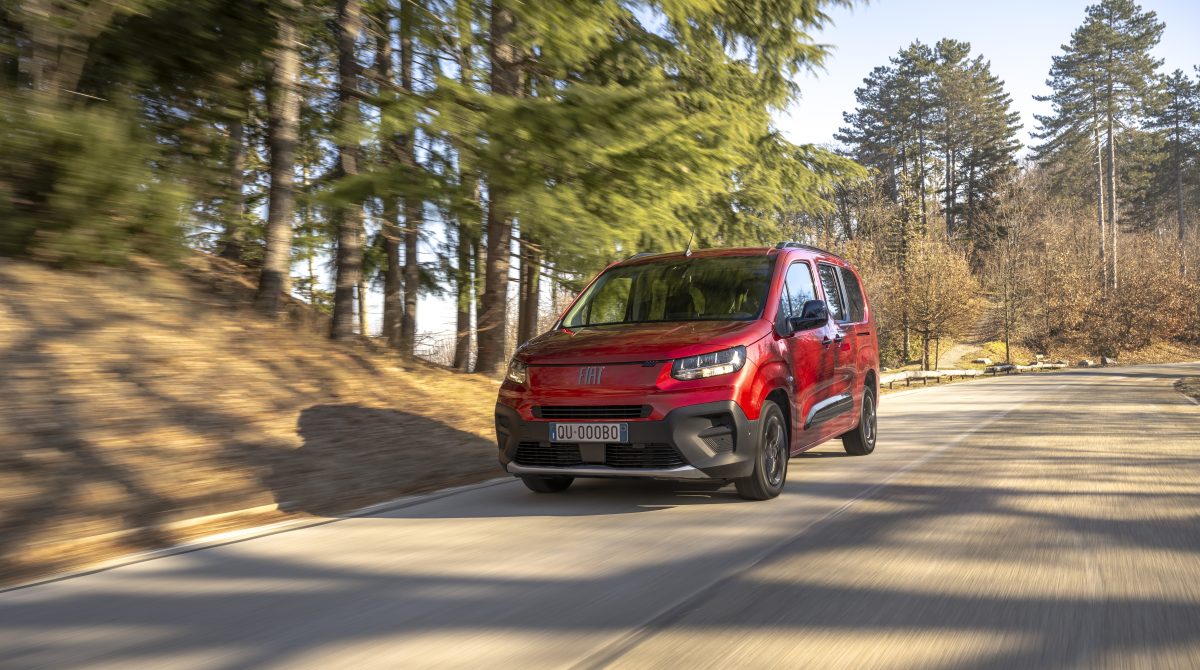 Nuova FIAT QUBO L, fino a 7 posti e 4.000 litri di carico